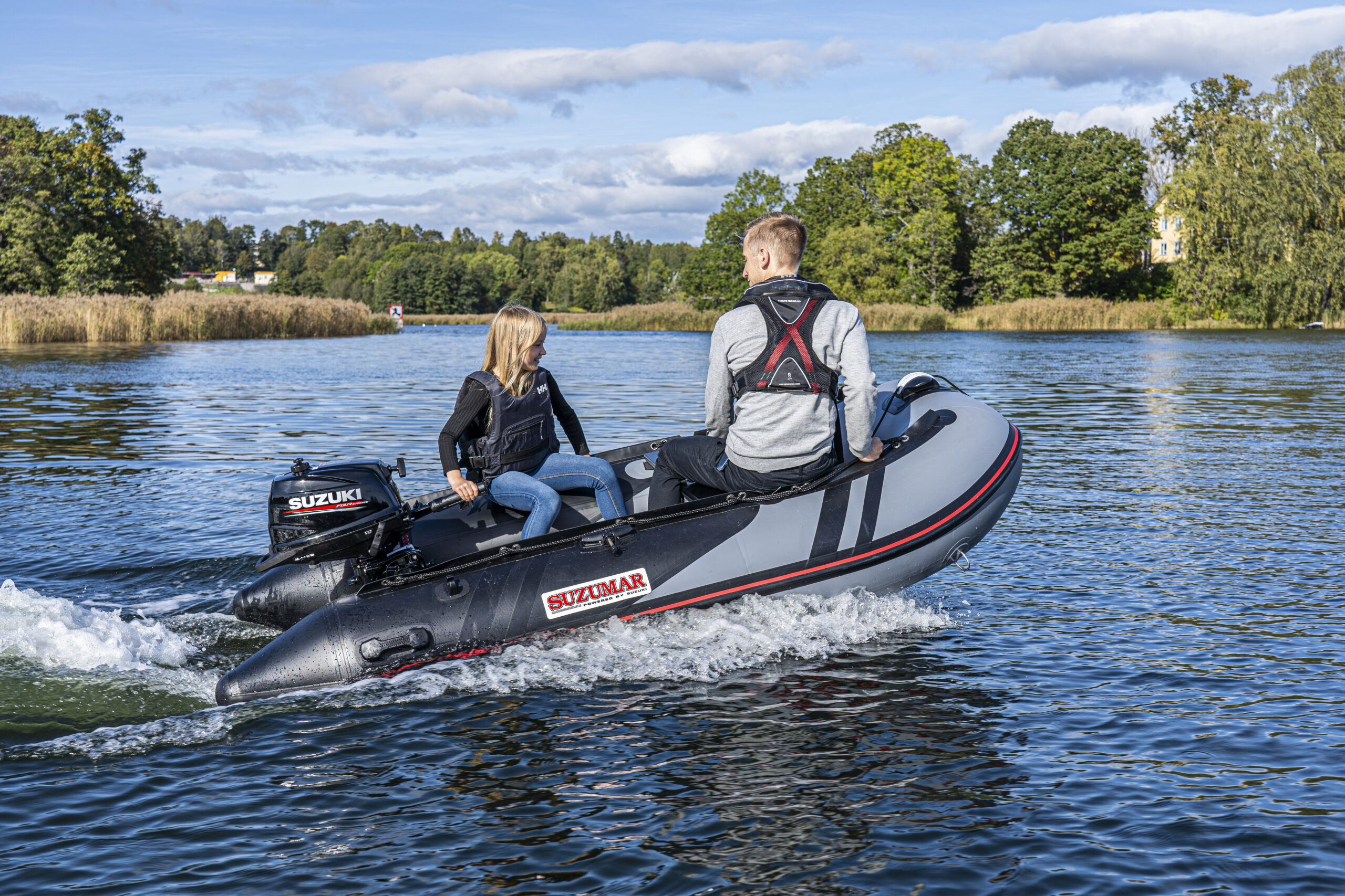 Suzumar med aluminiumdurk